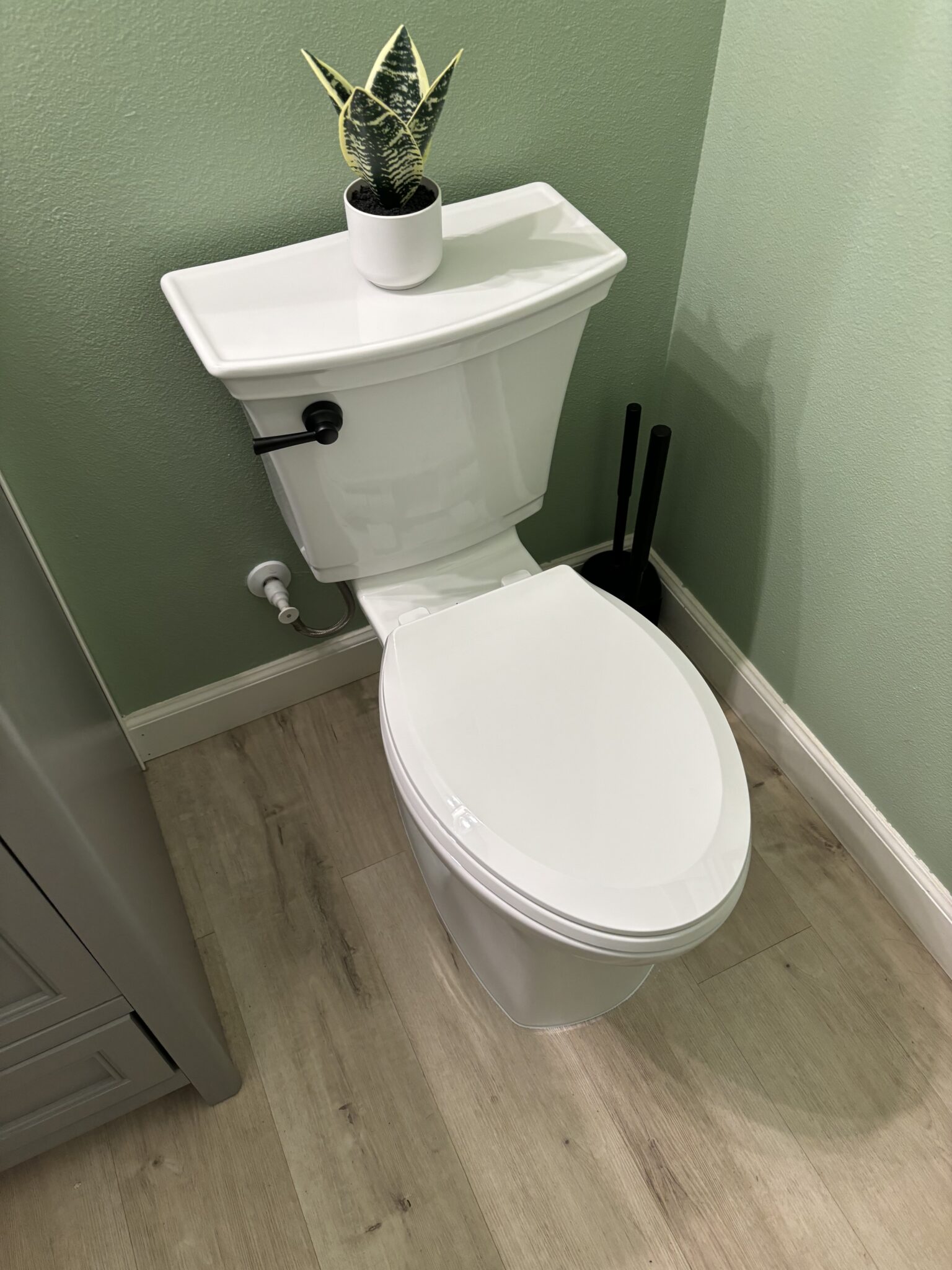 Toilet Installation & Repair in Hubbard, OR
